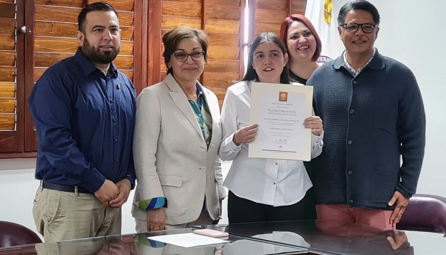 En favor de la inclusión, otorga Unison primer documento de egreso en ...